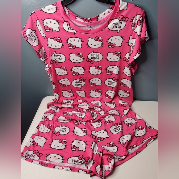 Hello Kitty | Intimates & Sleepwear | Hello Kitty Pink Pajama Set With ...